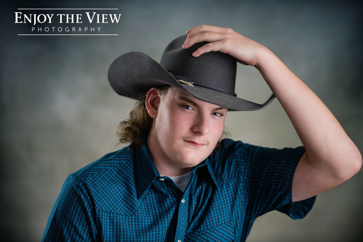 Zachary, Class of 2022 – Enjoy the View Photography