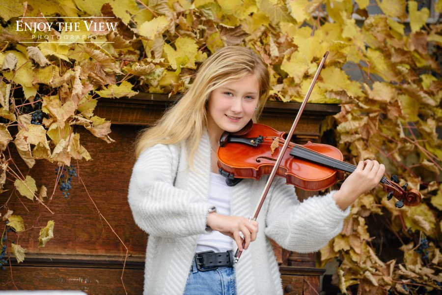 Annabelle, Class of 2024 – Enjoy the View Photography