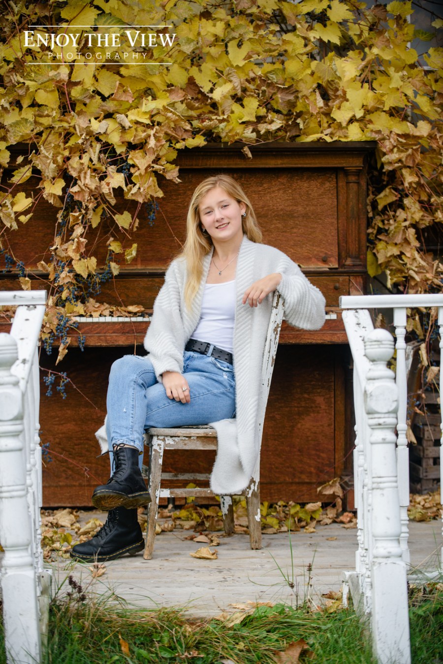 Annabelle, Class of 2024 – Enjoy the View Photography