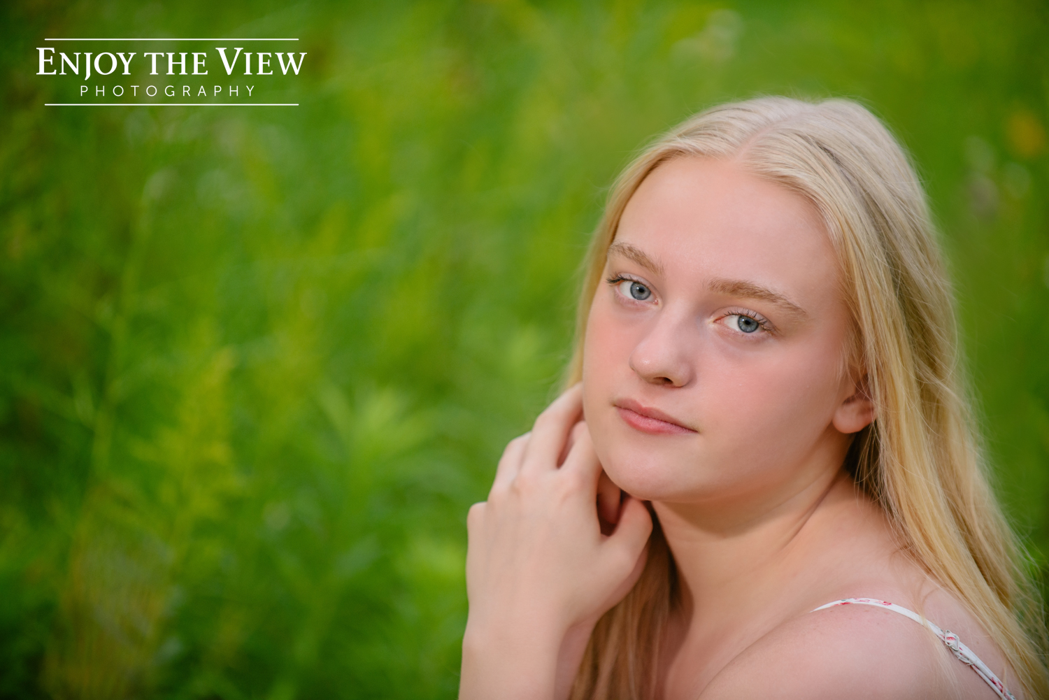 Sarah, Class of 2024 – Enjoy the View Photography