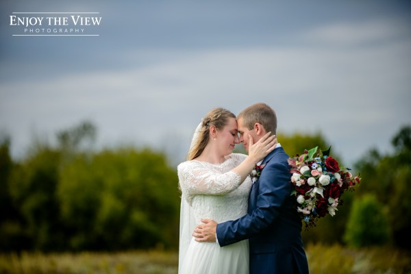 Brittany & Blake {Birch Run Wedding Photographers} – Enjoy the View ...