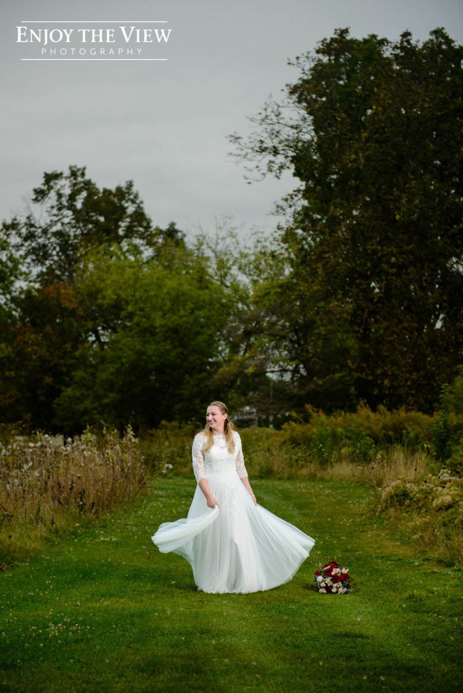 Brittany & Blake {Birch Run Wedding Photographers} – Enjoy the View ...