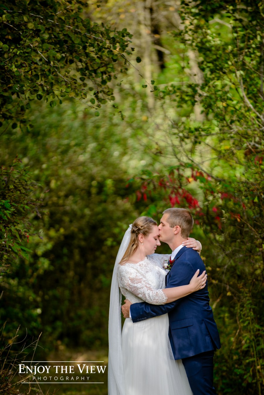 Brittany & Blake {Birch Run Wedding Photographers} – Enjoy the View ...