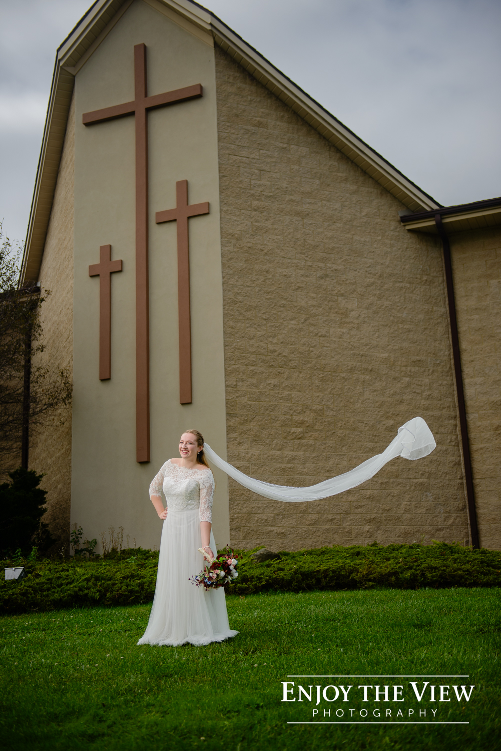 Brittany & Blake {Birch Run Wedding Photographers} – Enjoy the View ...