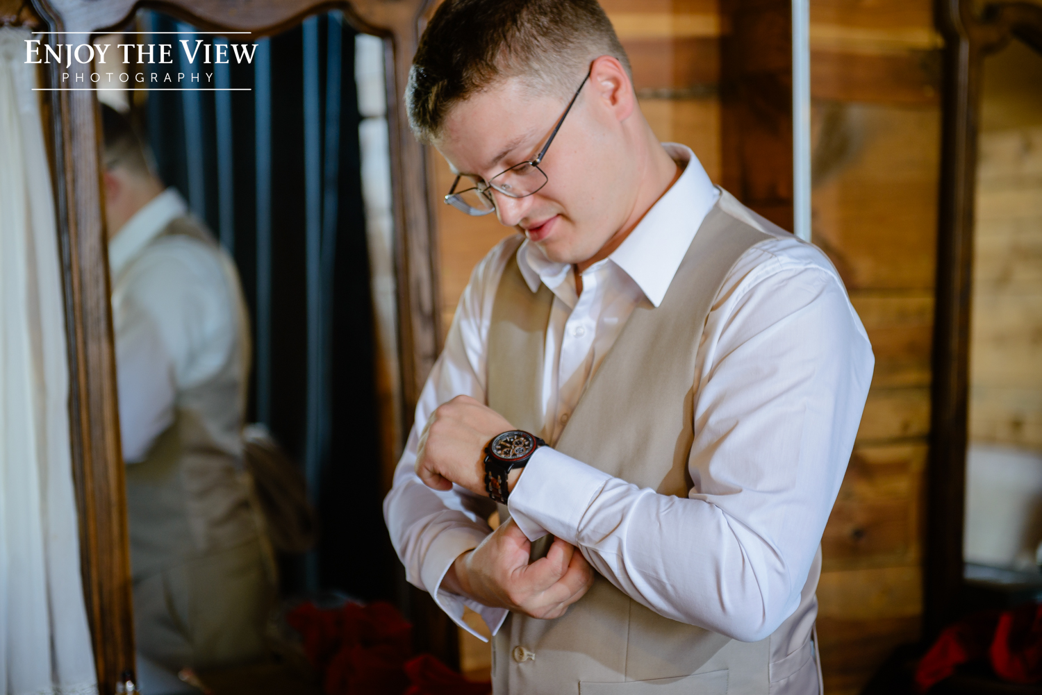 Angela & Vincent {The Milestone Barn} – Enjoy the View Photography